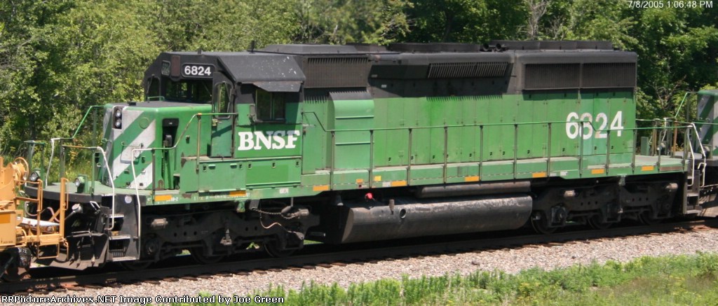 BNSF 6824